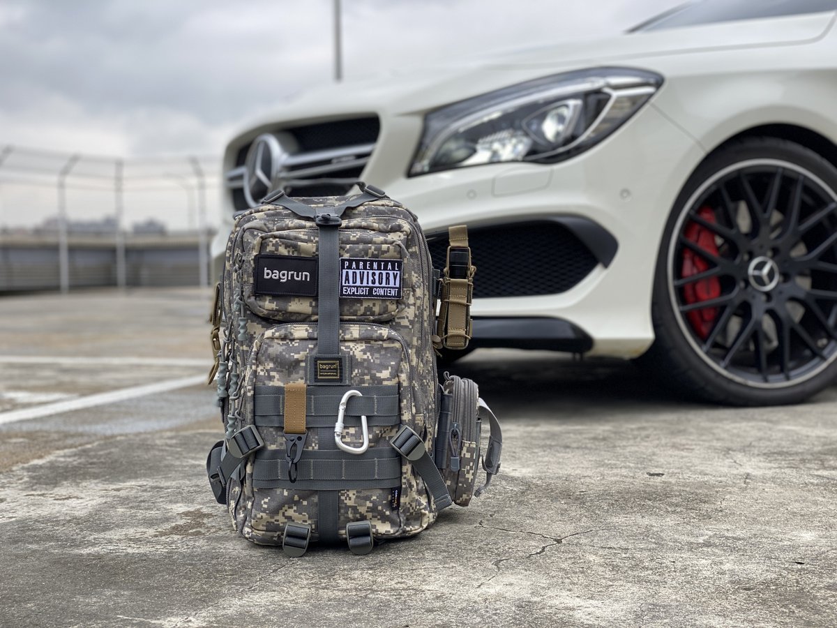外出最佳機能背包 bagrun 二代都會玩家軍事風格瞬開後背包 暮色迷彩 – 3Cholic 科技情報